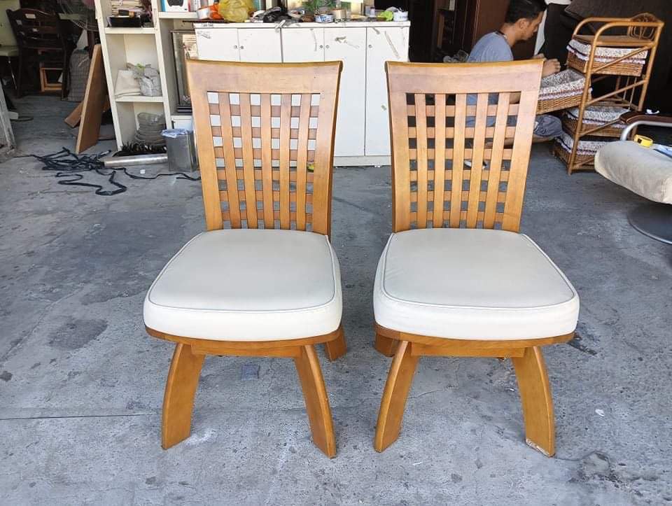 Solid wood swivel chair with leather seat 17 1/2L x 19W x 17 1/2H ...