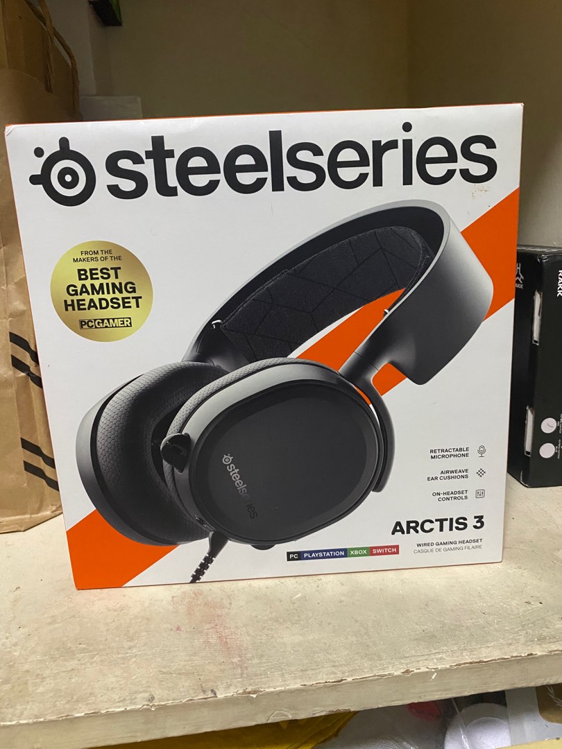 Steelseries Arctis 3 (black), Audio, Headphones & Headsets on Carousell
