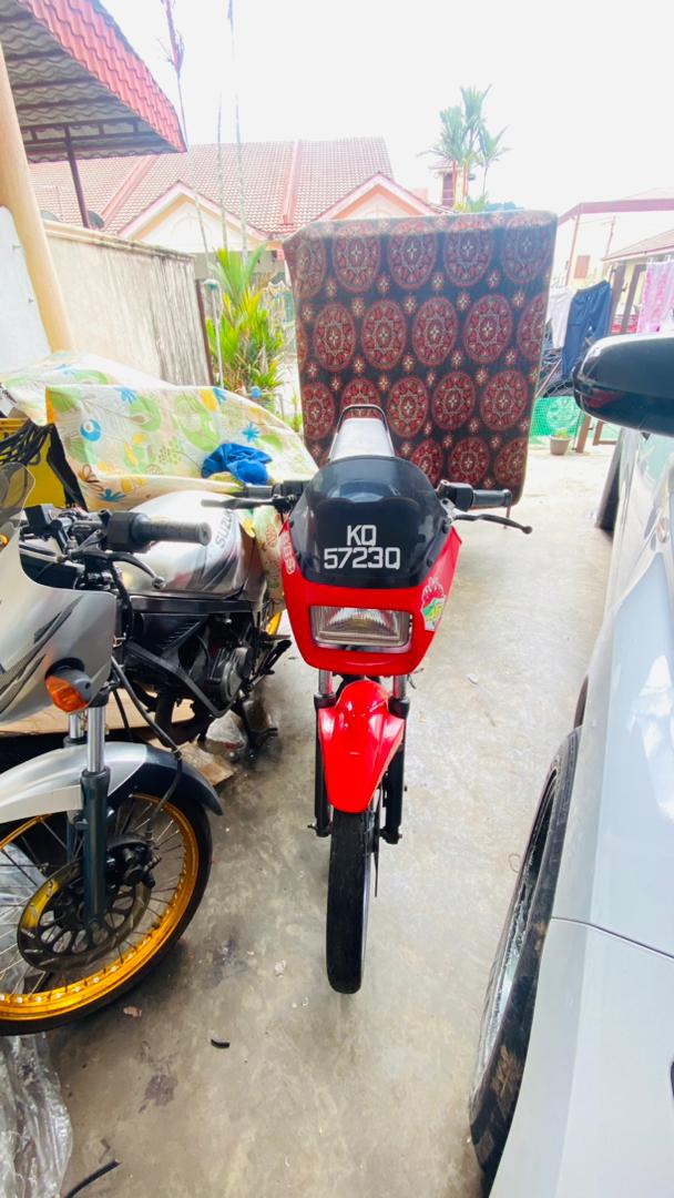 SUZUKI TXR 150, Motorbikes on Carousell