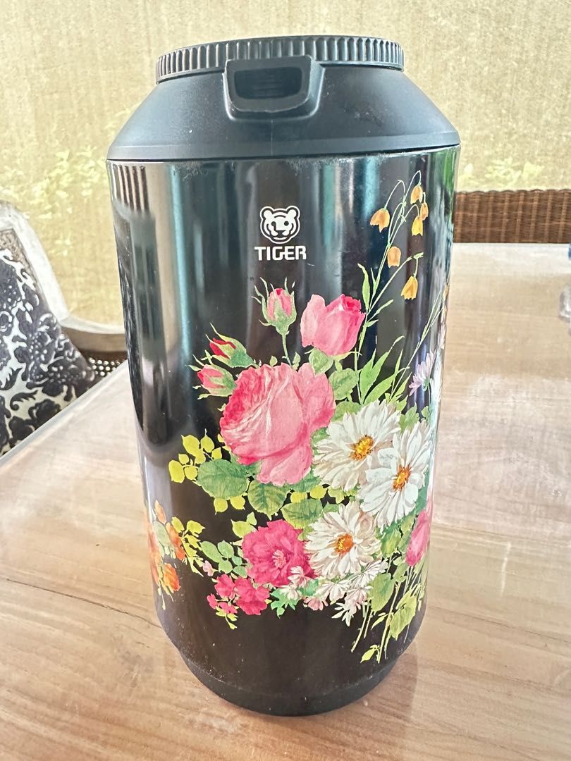 Never used Tigers Vacuum Jug(1L), Furniture & Home Living, Kitchenware ...