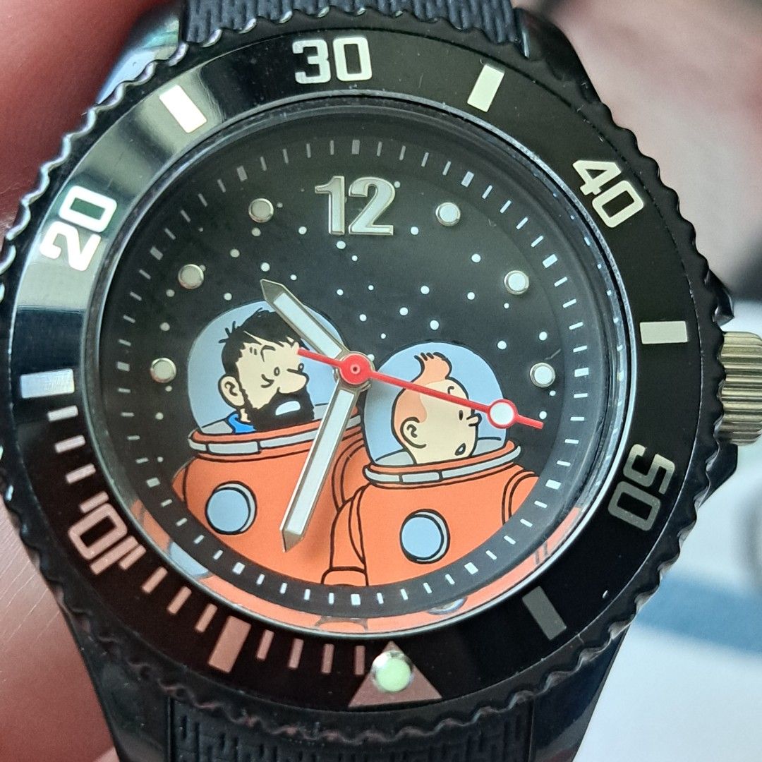 Tintin Analog sport round dial watch, Men's Fashion, Watches ...