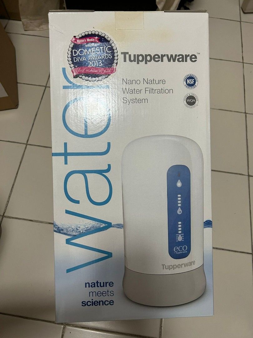Tupperware Water Filtration system (with included replacement filter ...