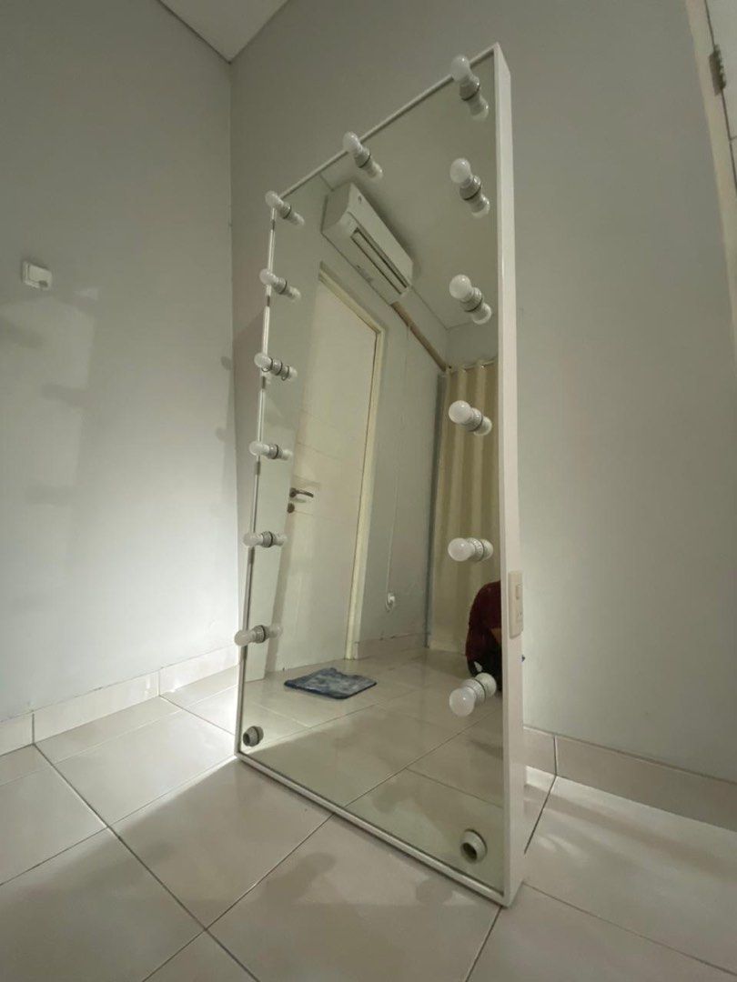 Vanity mirror, kaca aesthetic, kaca customade gapernah kepakai ...