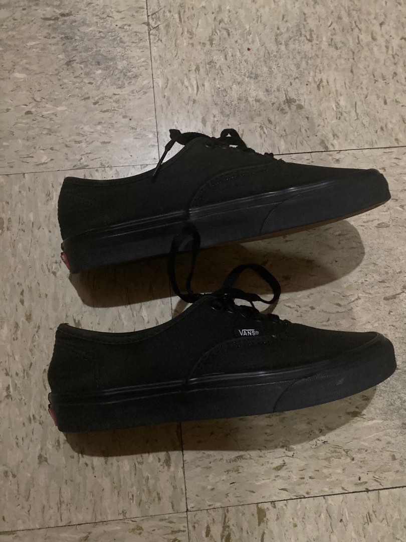 Vans authentic triple black, Men's Fashion, Footwear, Sneakers on Carousell