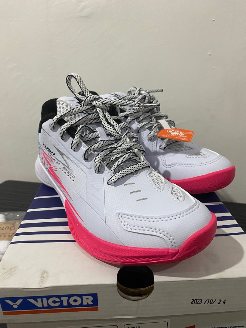 Victor Flash Badminton Shoes, Women's Fashion, Footwear, Sneakers on ...