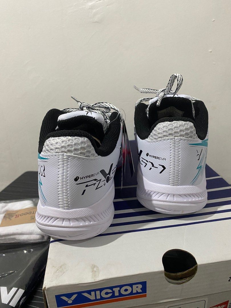 Victor Flash Badminton Shoes, Women's Fashion, Footwear, Sneakers on ...