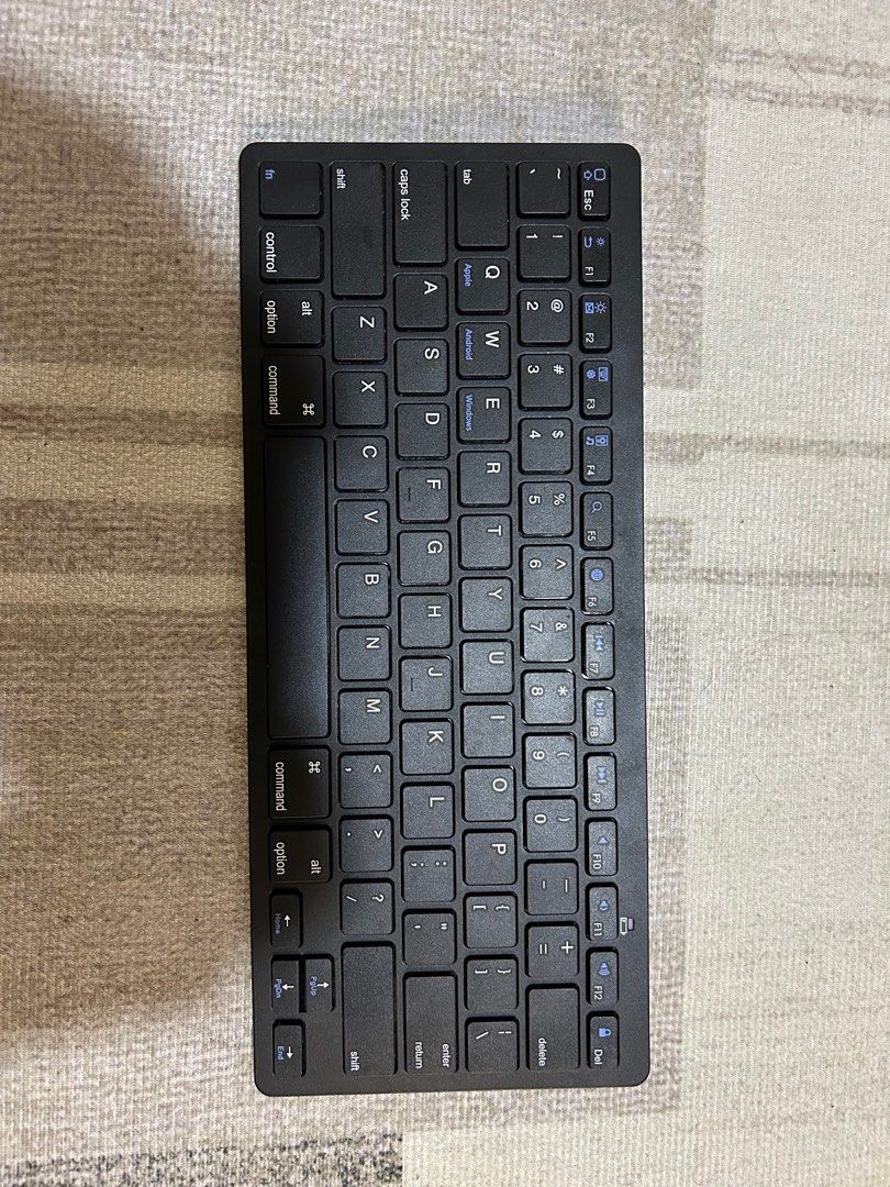 Wireless Keyboard, Computers & Tech, Parts & Accessories, Computer Keyboard on Carousell