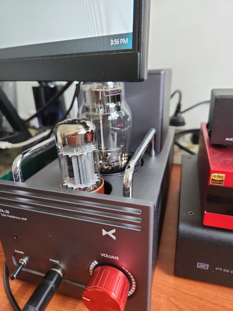 Xduoo TA-26 headphone tube amp with EH Gold and Svetlana tube. Also 2 ...