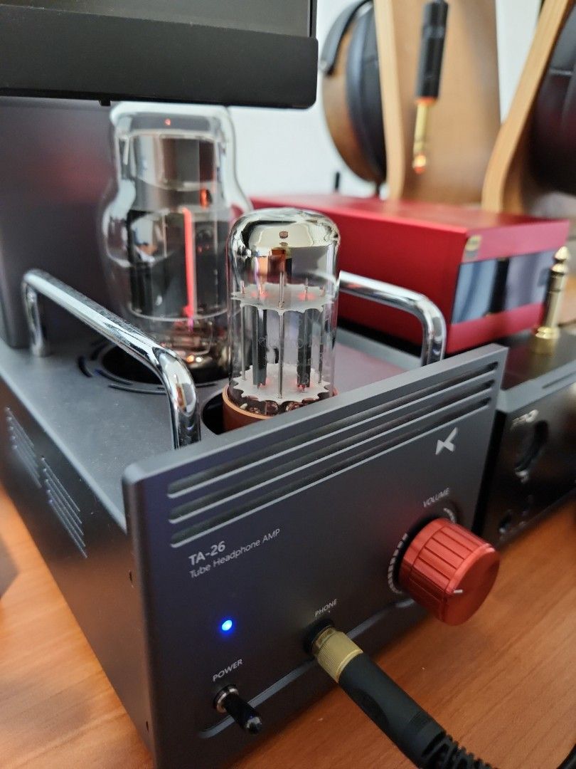 Xduoo TA-26 headphone tube amp with EH Gold and Svetlana tube. Also 2 ...
