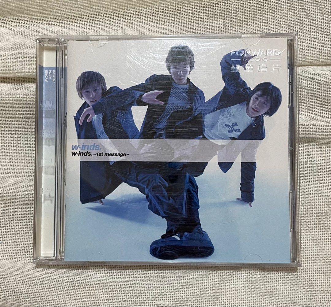 二手 w-inds. 1st message 專輯 台壓版 CD, 書籍、休閒與玩具, 樂器、音樂相關, CD、DVD在旋轉拍賣