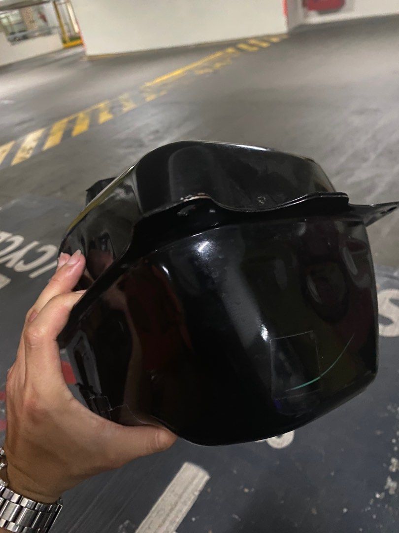 Aerox v2 fuel tank original, Motorcycles, Motorcycle Accessories on ...
