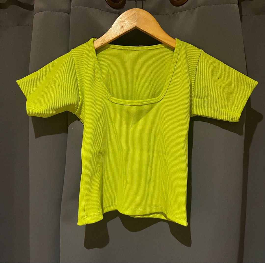 Apple Green top, Women's Fashion, Tops, Blouses on Carousell
