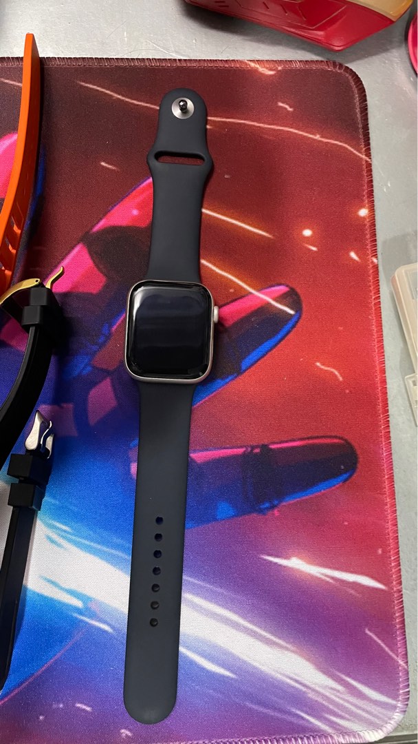 Apple Watch Starlight SE 2nd Gen 44mm with lots of Cases and straps ...