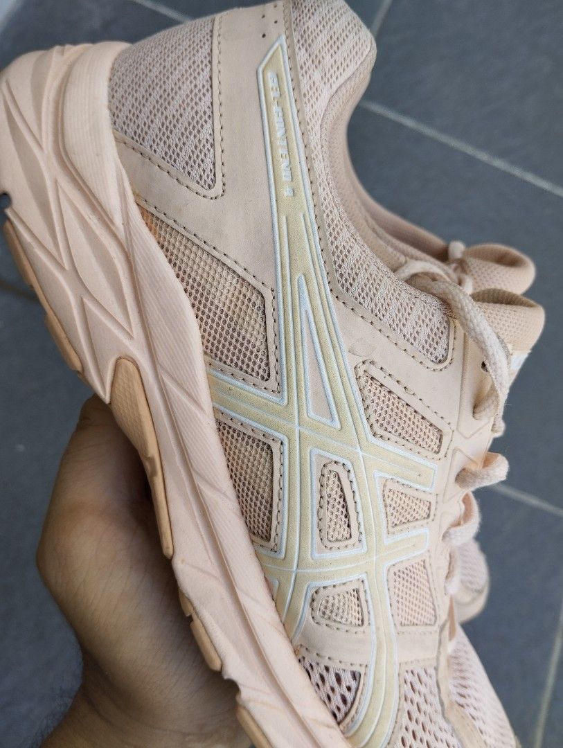 Asics Gel-Contend 4 Pink, Women's Fashion, Footwear, Sneakers on Carousell