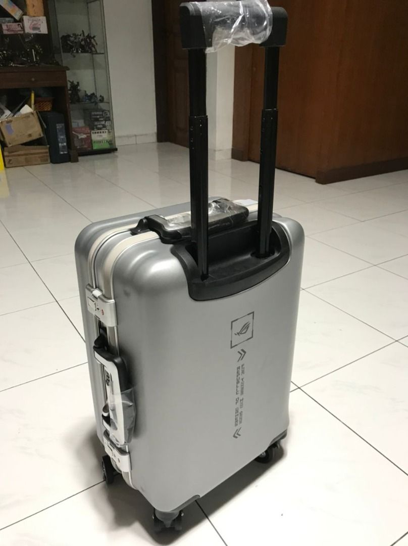 ASUS ROG ALUMINUM FRAME-STYLE SUITCASE, Computers & Tech, Parts ...