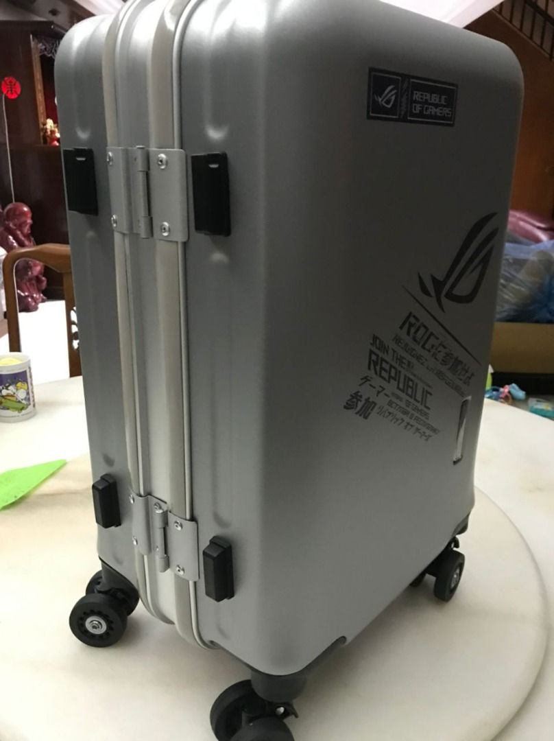 ASUS ROG ALUMINUM FRAME-STYLE SUITCASE, Computers & Tech, Parts ...