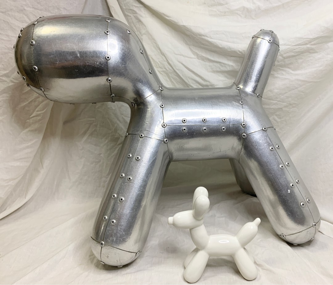 Balloon dog sculpture, display figurine, Furniture & Home Living, Home ...