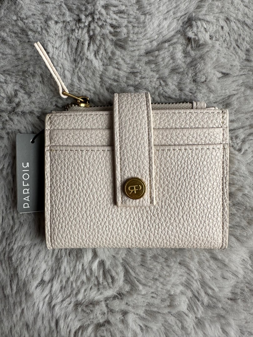 Basic Wallet for women #everyonewins, Women's Fashion, Bags & Wallets ...