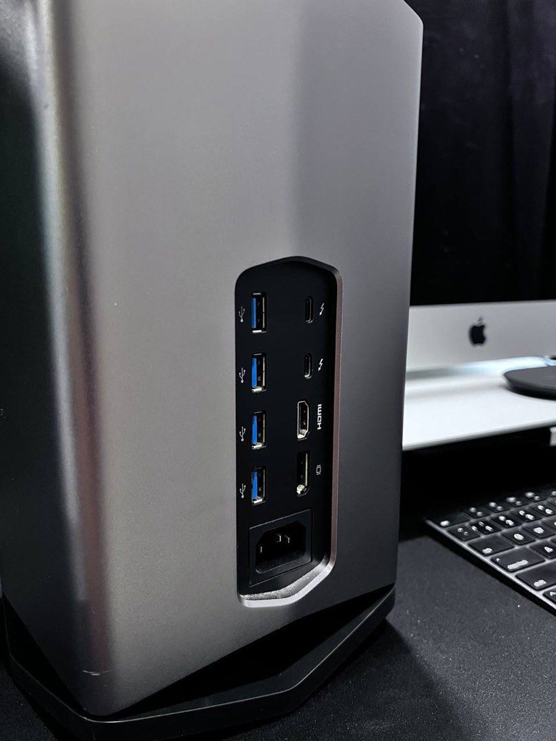 Blackmagic eGPU Pro, Computers & Tech, Parts & Accessories, Computer ...