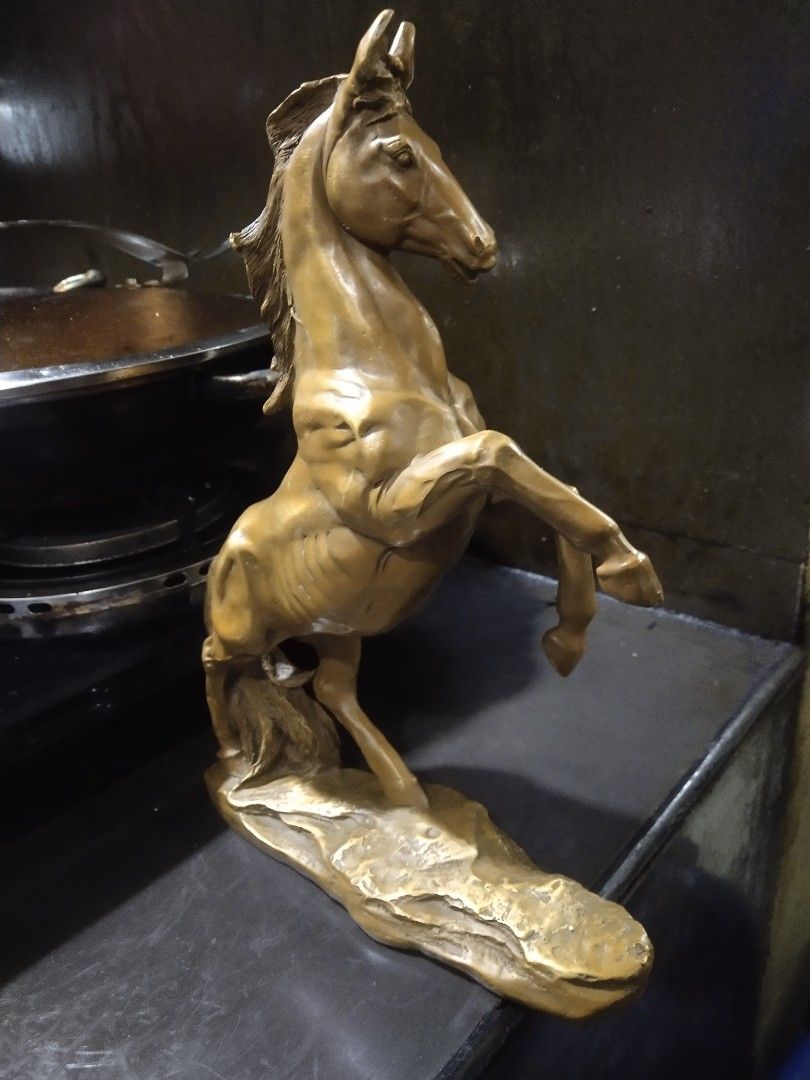 Brass victory horse statue display, Hobbies & Toys, Memorabilia ...
