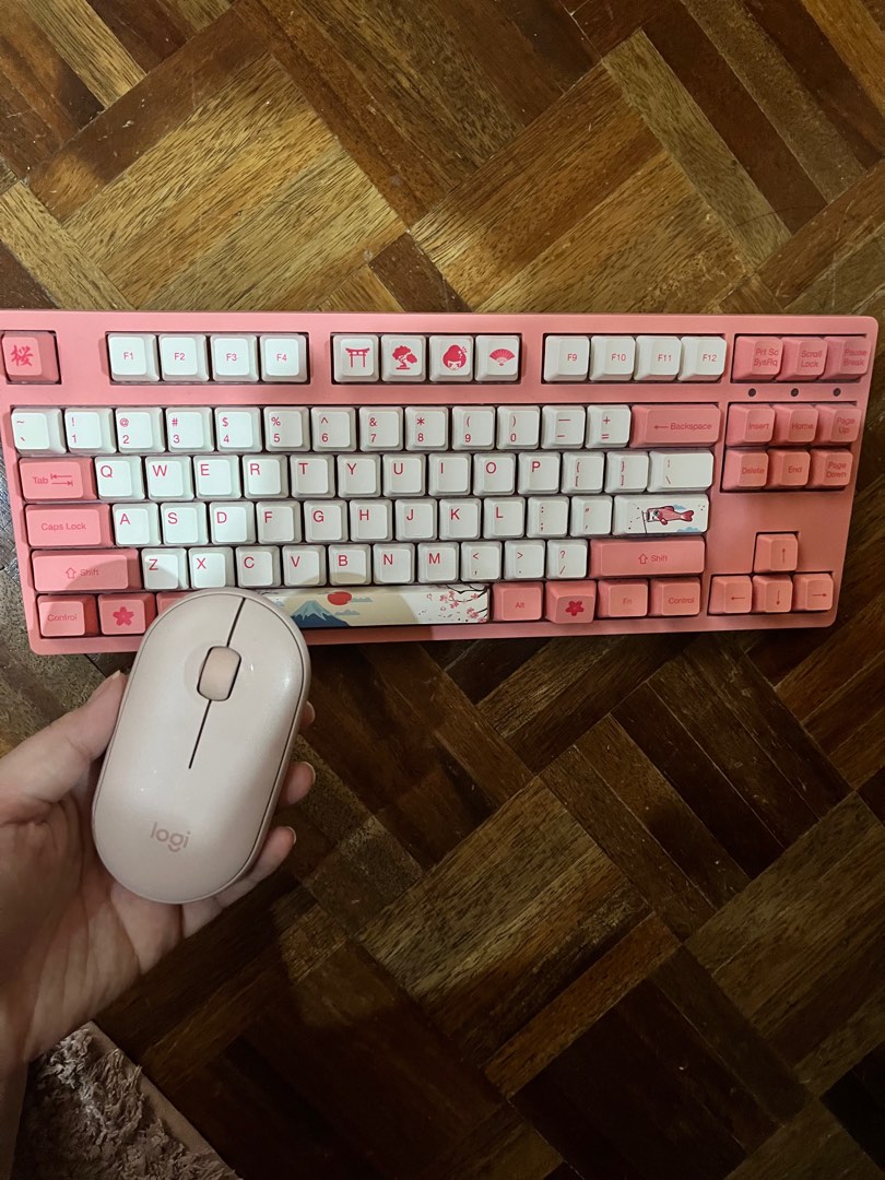 [BUNDLE] Akko Keyboard and Logitech Pebble Mouse, Computers & Tech ...