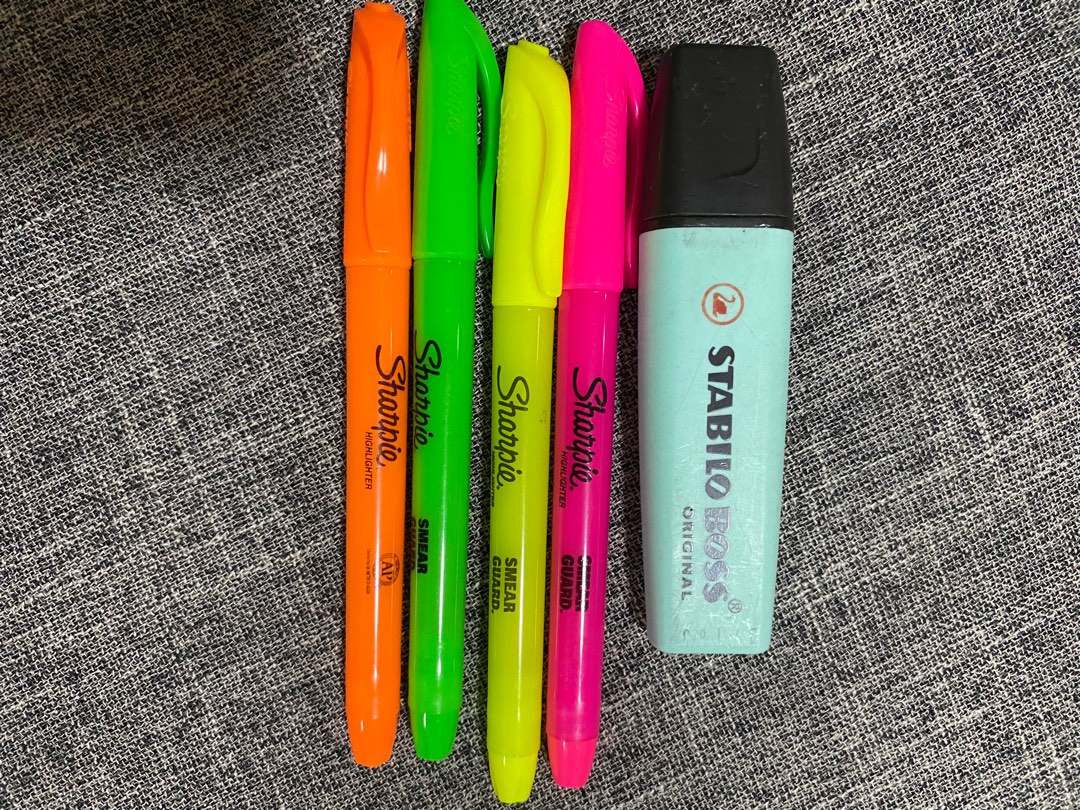 Bundle Sharpie Highlighter + Stabilo Boss Original Highlighter, Hobbies ...