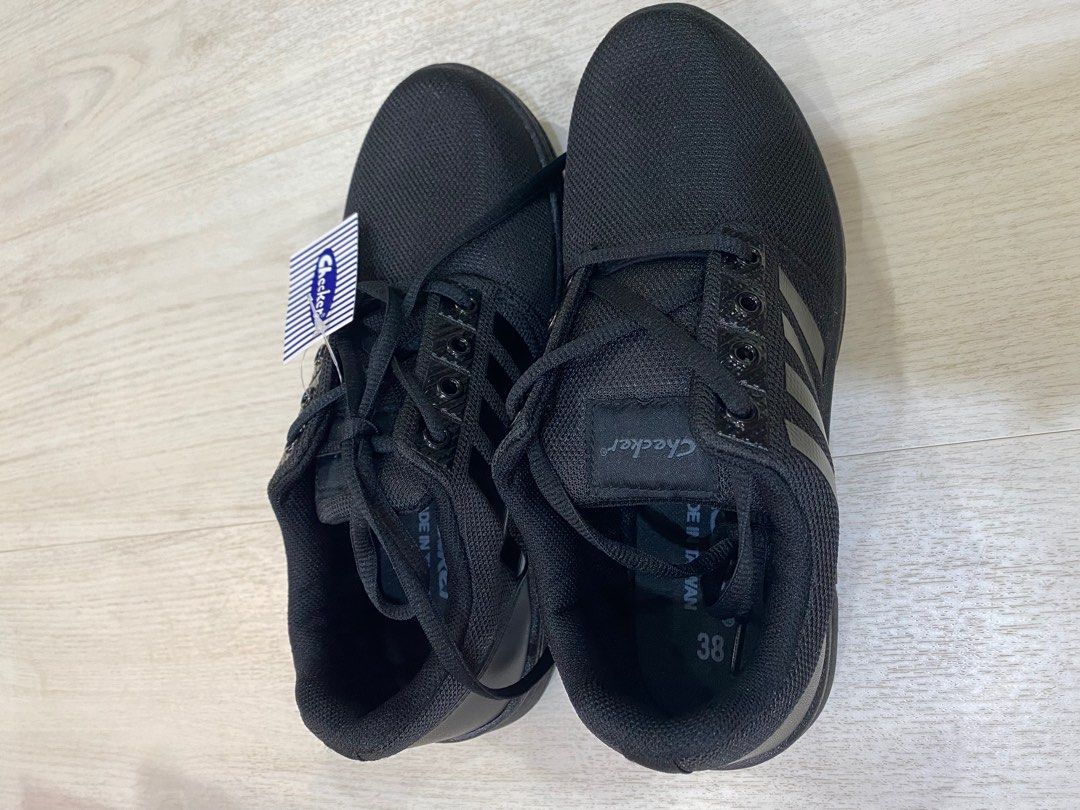Checker school shoes black, Men's Fashion, Footwear, Casual shoes on ...