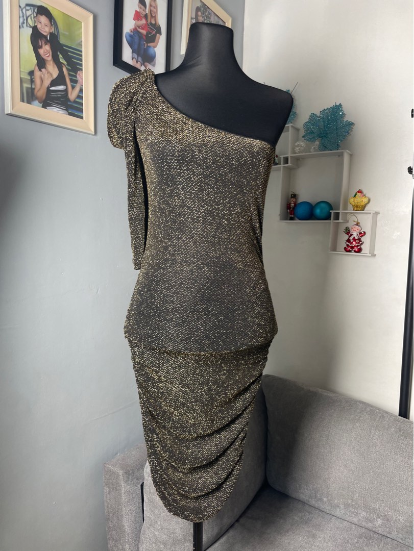 Classy gold and black Sequence Long Gown, Women's Fashion, Dresses ...