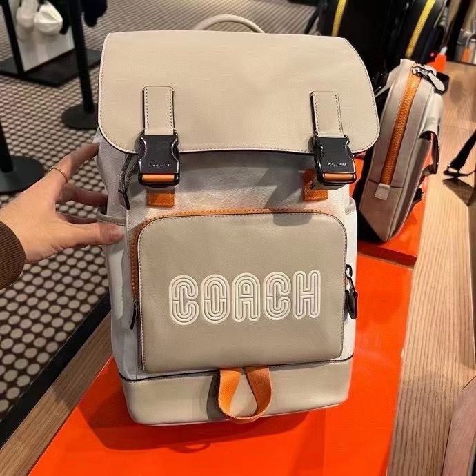 Coach C8310 Backpack, Men's Fashion, Bags, Backpacks on Carousell