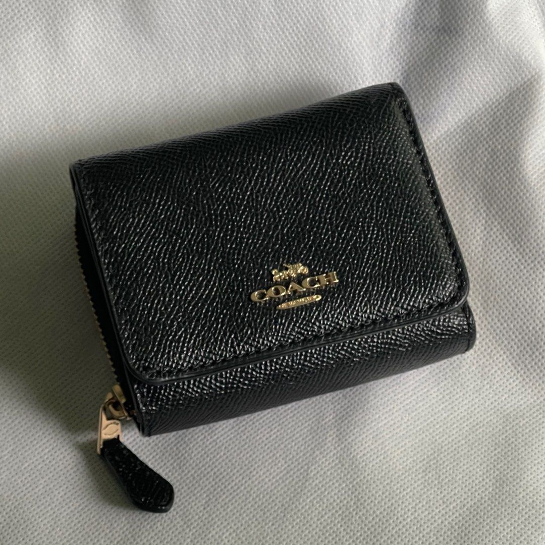 coach trifold wallet, Women's Fashion, Bags & Wallets, Wallets & Card ...