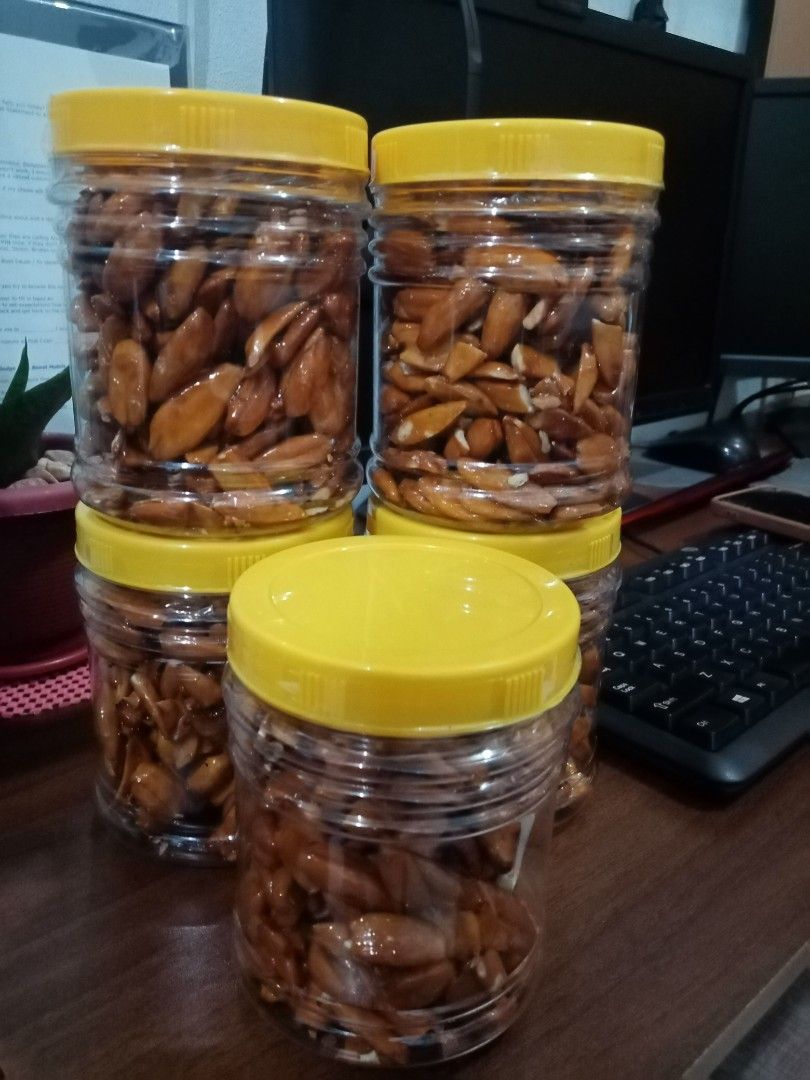 CRISPY PILI NUTS, Food & Drinks, Local Eats on Carousell