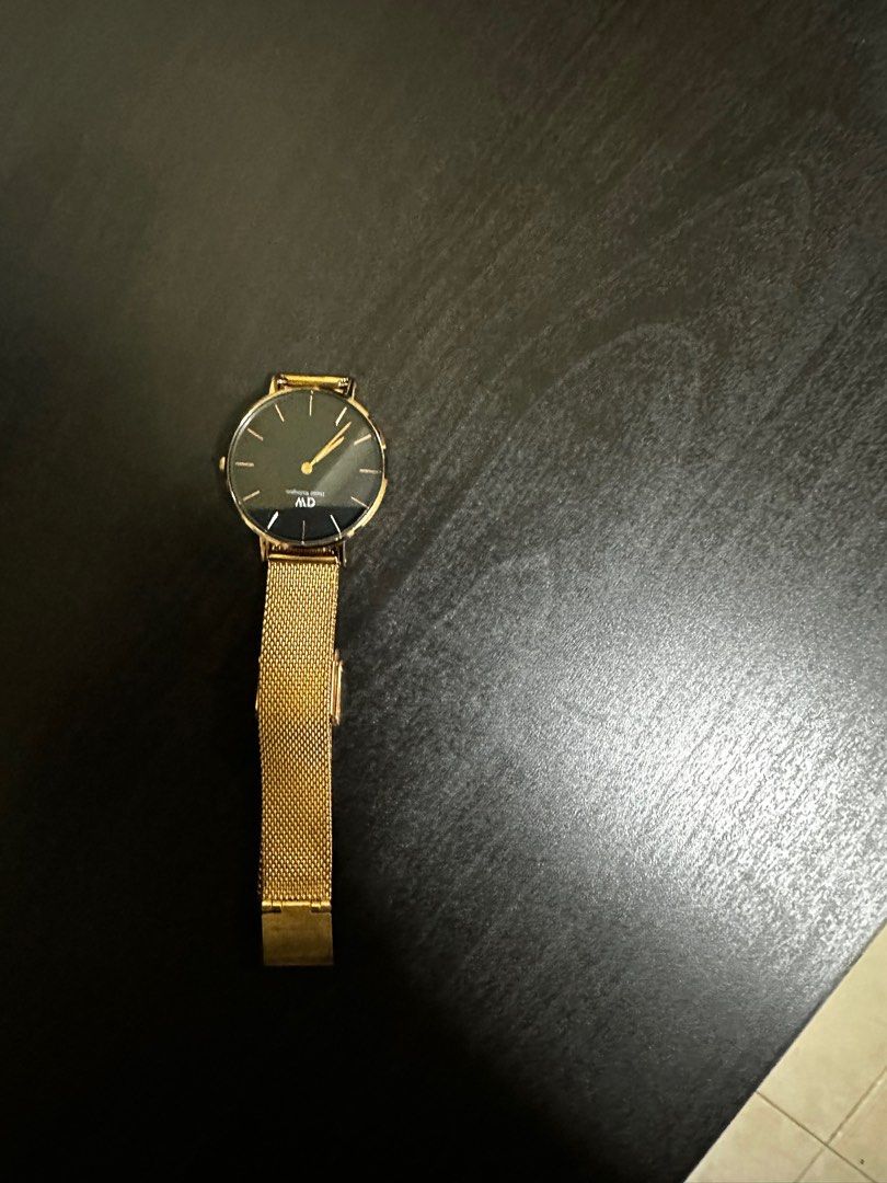 Daniel Wellington Watch, Women's Fashion, Watches & Accessories ...