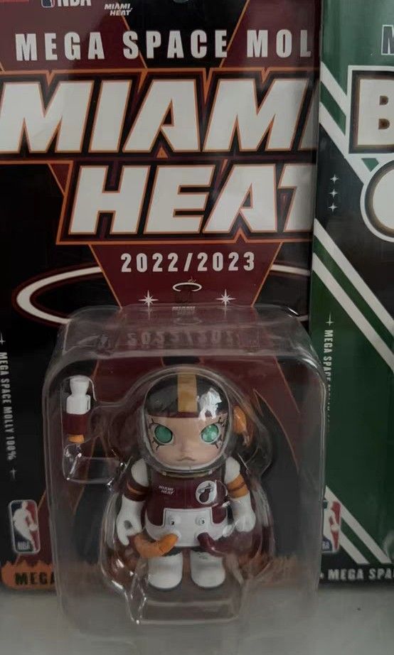 [EXCLUSIVE! POPMART] POPMART MEGA SPACE MOLLY NBA PLAYOFFS 2022/2023 ...