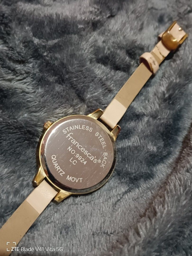 Francesca Japan movement Gold, Women's Fashion, Watches & Accessories ...