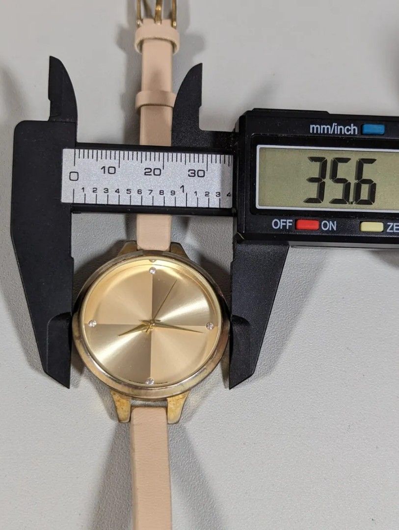 Francesca Japan movement Gold, Women's Fashion, Watches & Accessories ...