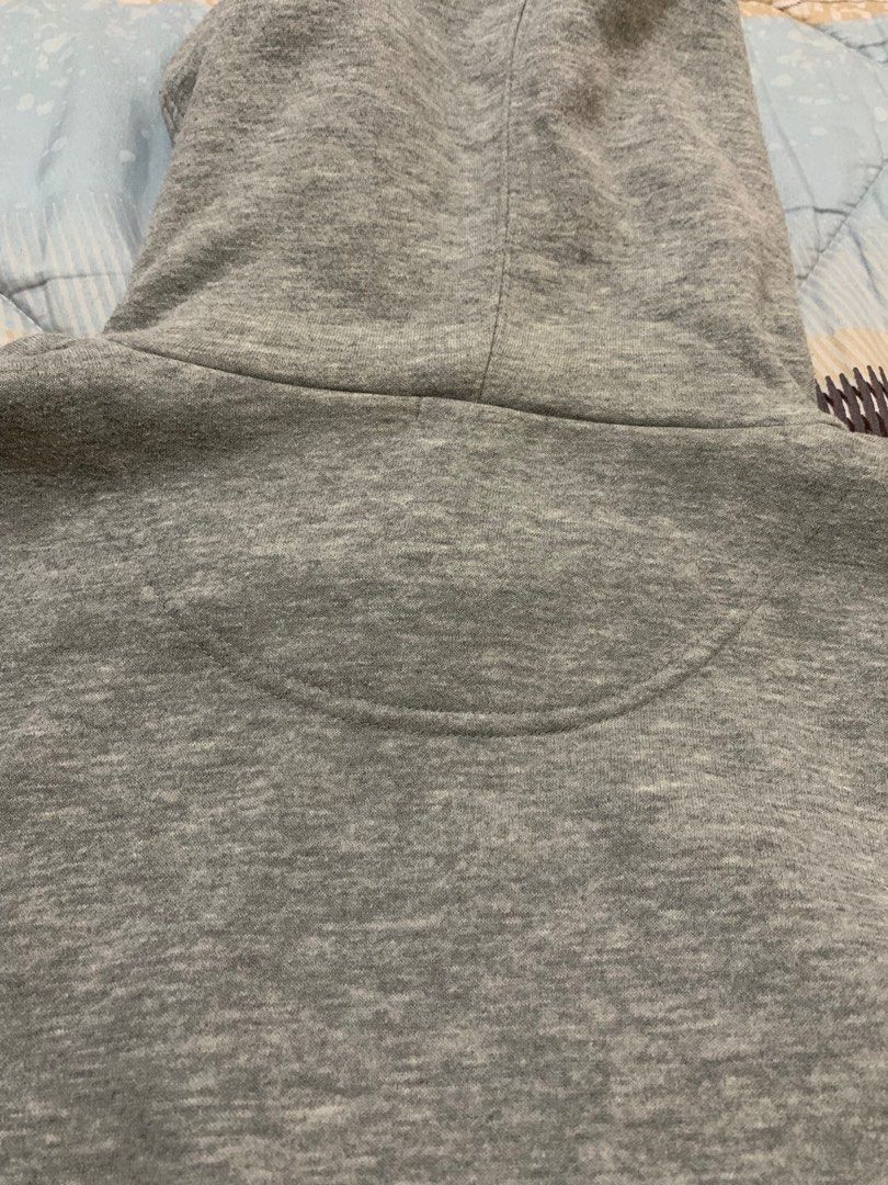 GU By Uniqlo Grey Hoodie Jacket, Men's Fashion, Coats, Jackets and ...