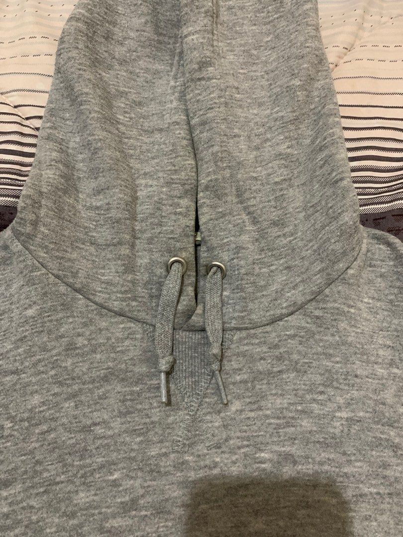 GU By Uniqlo Grey Hoodie Jacket, Men's Fashion, Coats, Jackets and ...