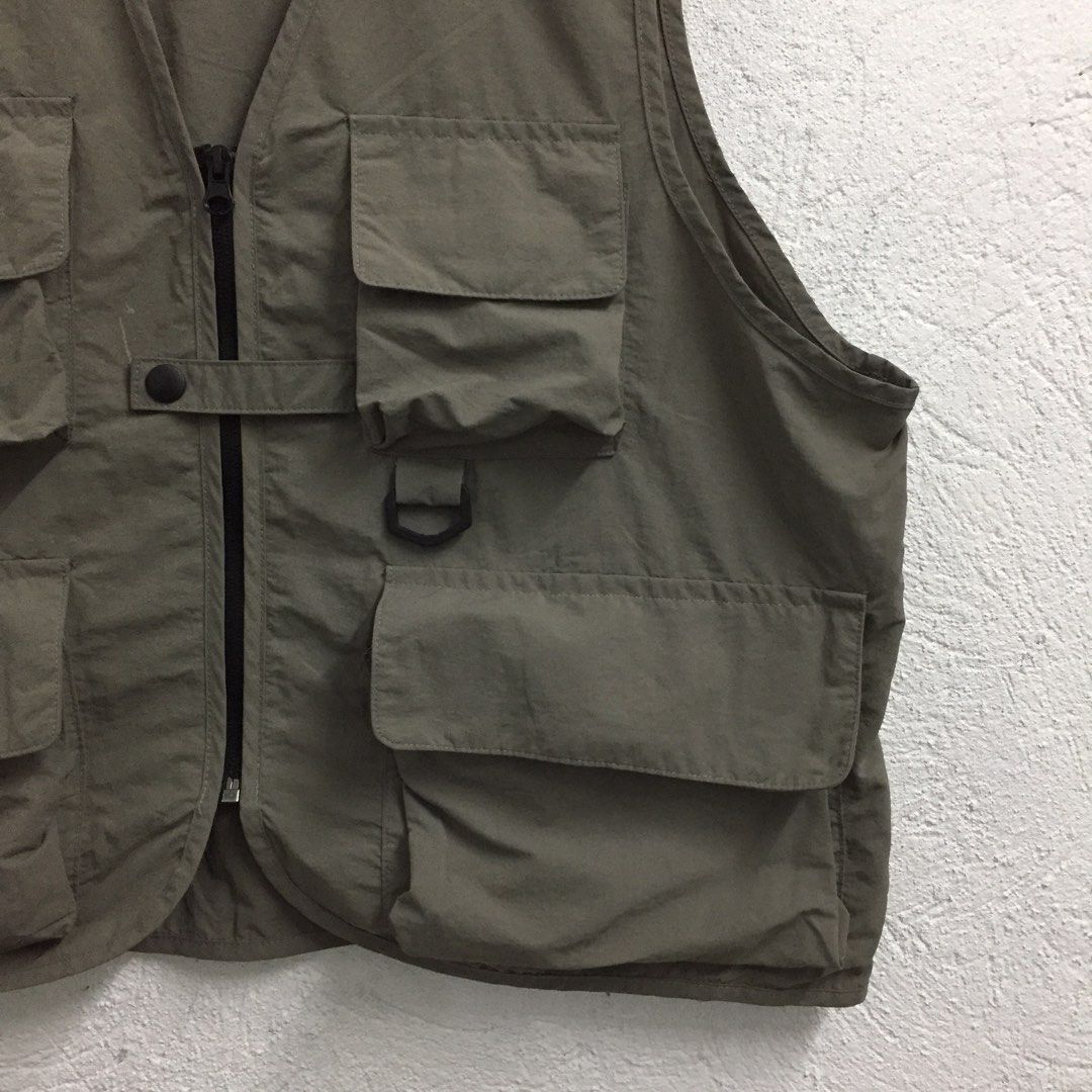 GU by Uniqlo Tactical Multipocket Cargo Vest, Men's Fashion, Tops ...