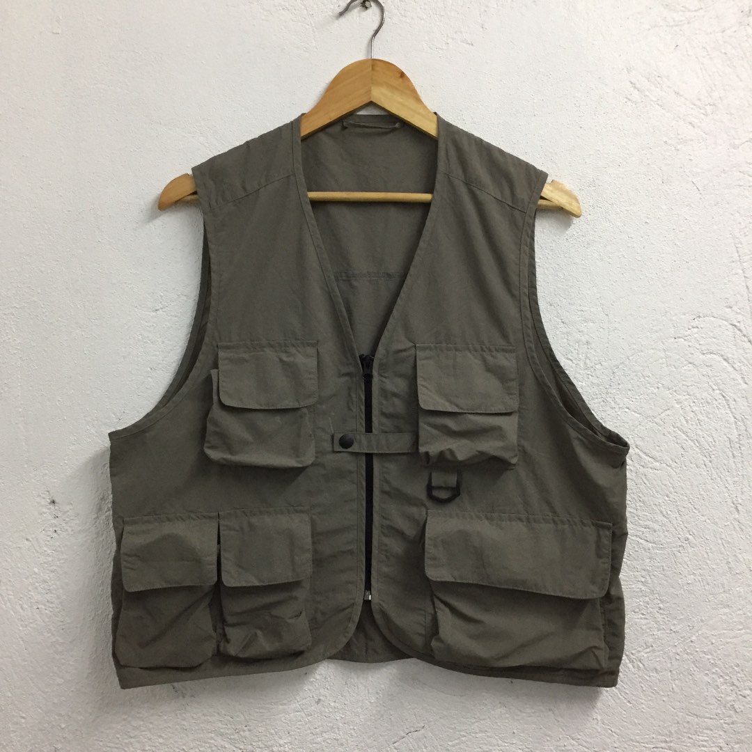 GU by Uniqlo Tactical Multipocket Cargo Vest, Men's Fashion, Tops ...