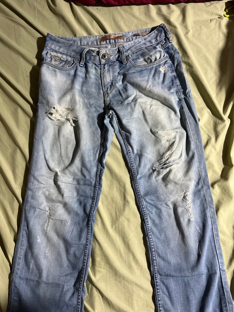 Guess ripped jeans, Women's Fashion, Bottoms, Jeans on Carousell
