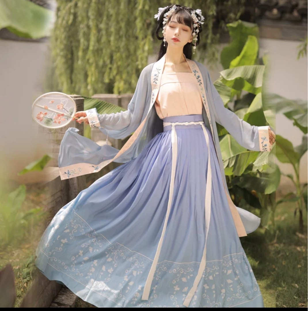Hanfu set in Song style, Women's Fashion, Dresses & Sets, Traditional ...