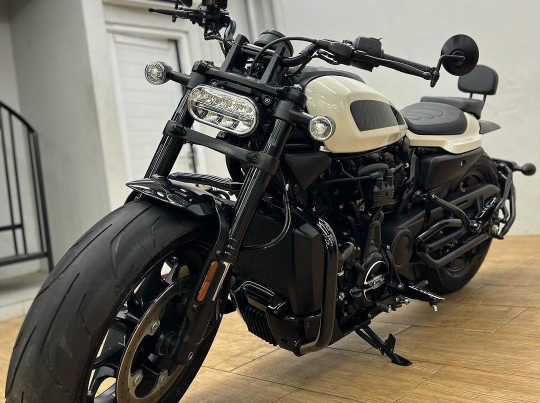 Harley revolution max 2022, Motor di Carousell