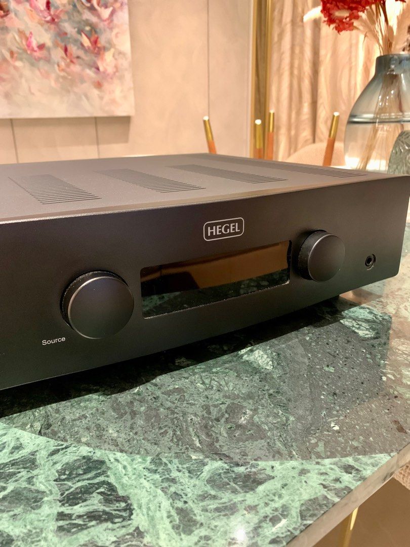 Hegel H190 amp, Audio, Soundbars, Speakers & Amplifiers on Carousell