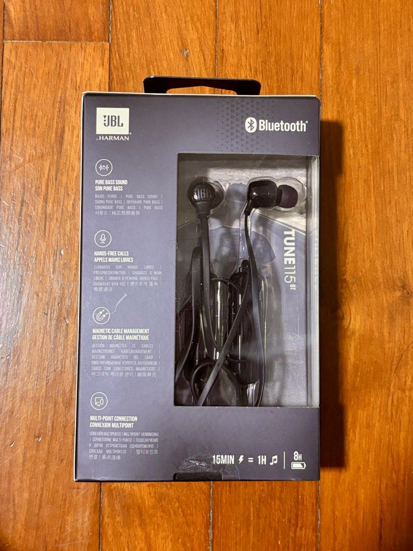 JBL Wireless Earbuds, Audio, Earphones on Carousell