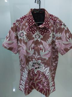 Kemeja Batik Eyang Putri, Fesyen Pria, Pakaian , Atasan di Carousell