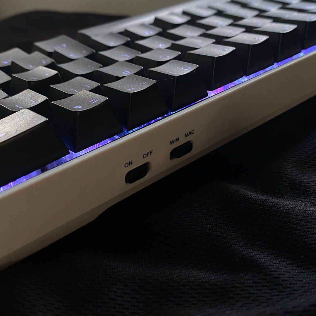 Kemove DK61 RGB Black & White Mechanical Hot Swappable Keyboard ...