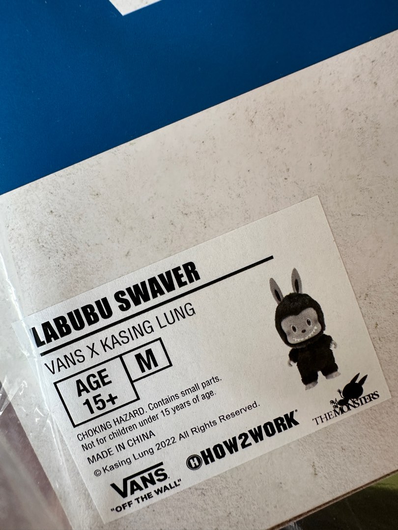 Labubu swaver vans How2work ( not zimomo), 興趣及遊戲, 玩具 & 遊戲類 - Carousell
