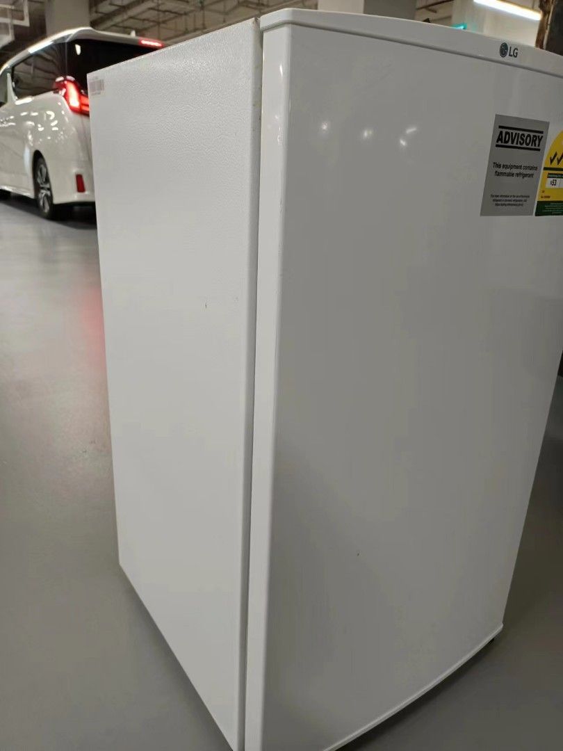 LG Mini bar Fridge 90L, TV & Home Appliances, Kitchen Appliances ...