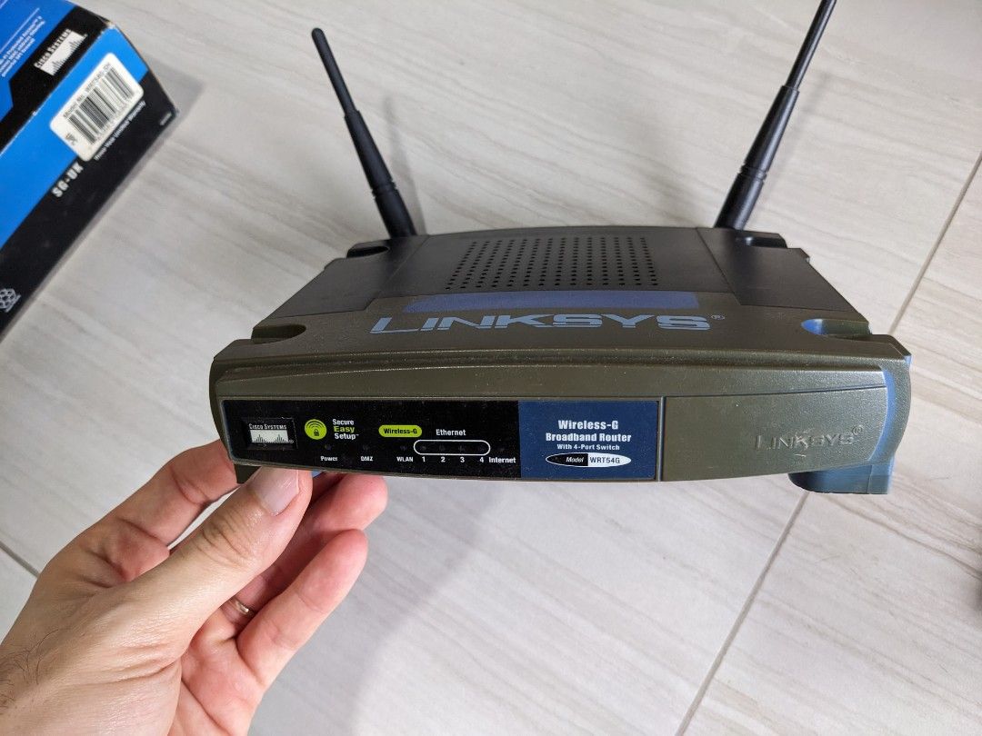 Linksys Wireless G Broadband Router Computers And Tech Parts And Accessories Networking On