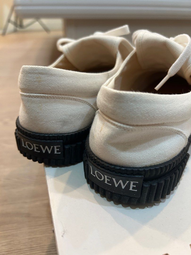 Loewe羅威餅乾鞋Anagram Flap Sneaker, 名牌精品, 精品服飾在旋轉拍賣